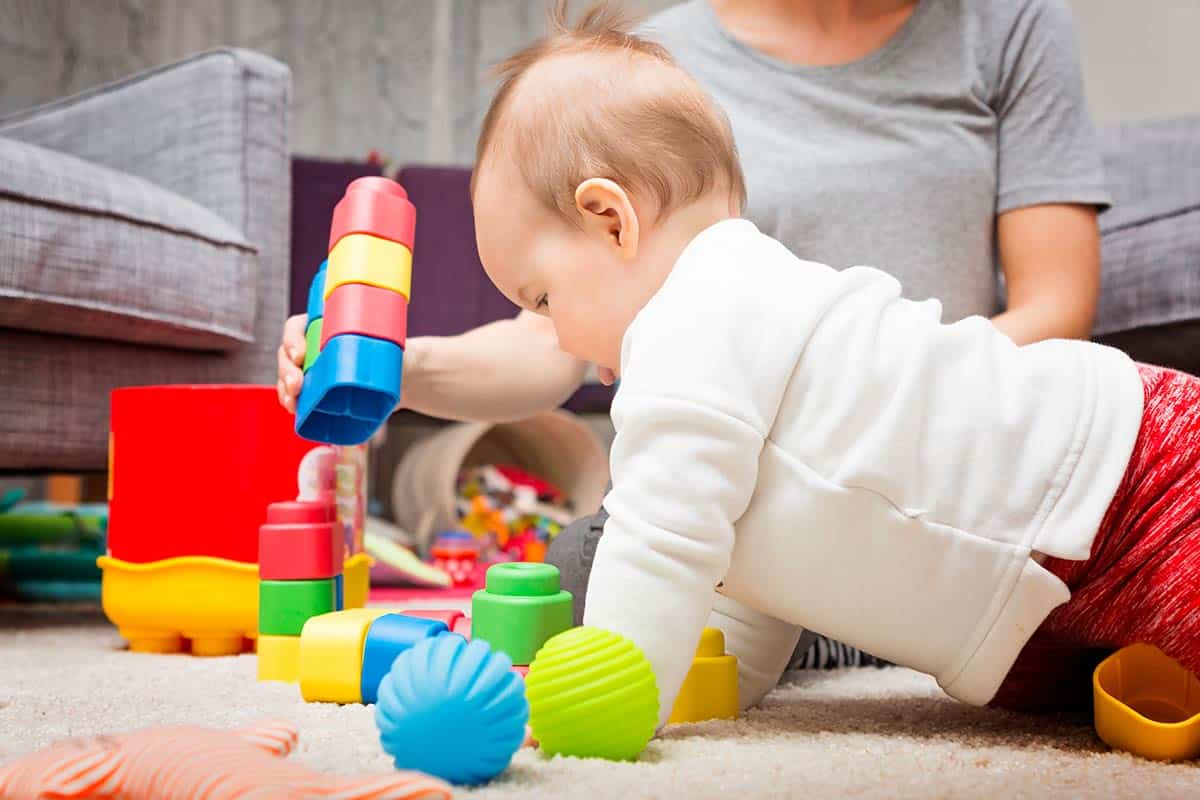 Comment Stimuler l'Éveil Sensoriel chez les Tout-Petits